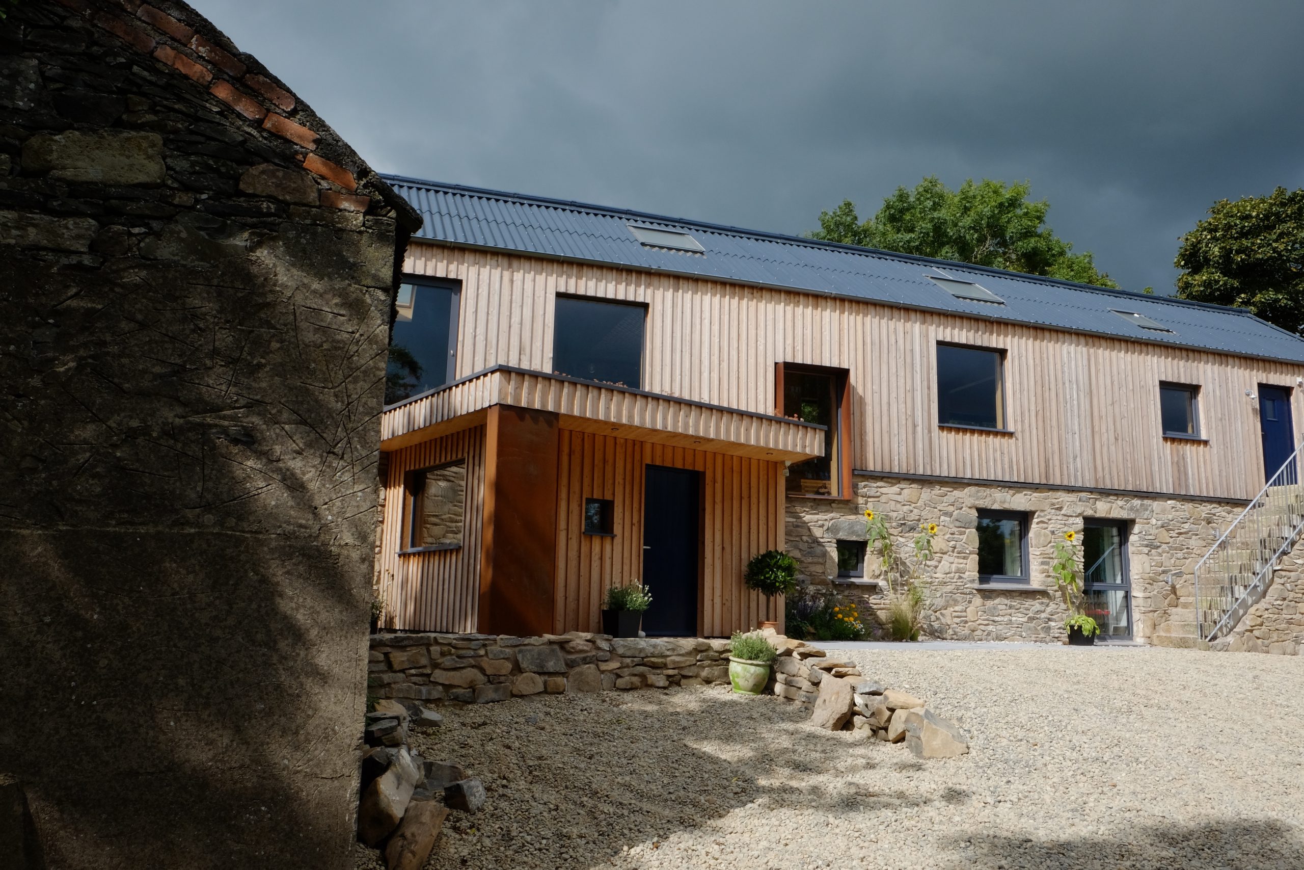 02 Front | CLT, Glulam & Hybrid Structural Solutions - UK