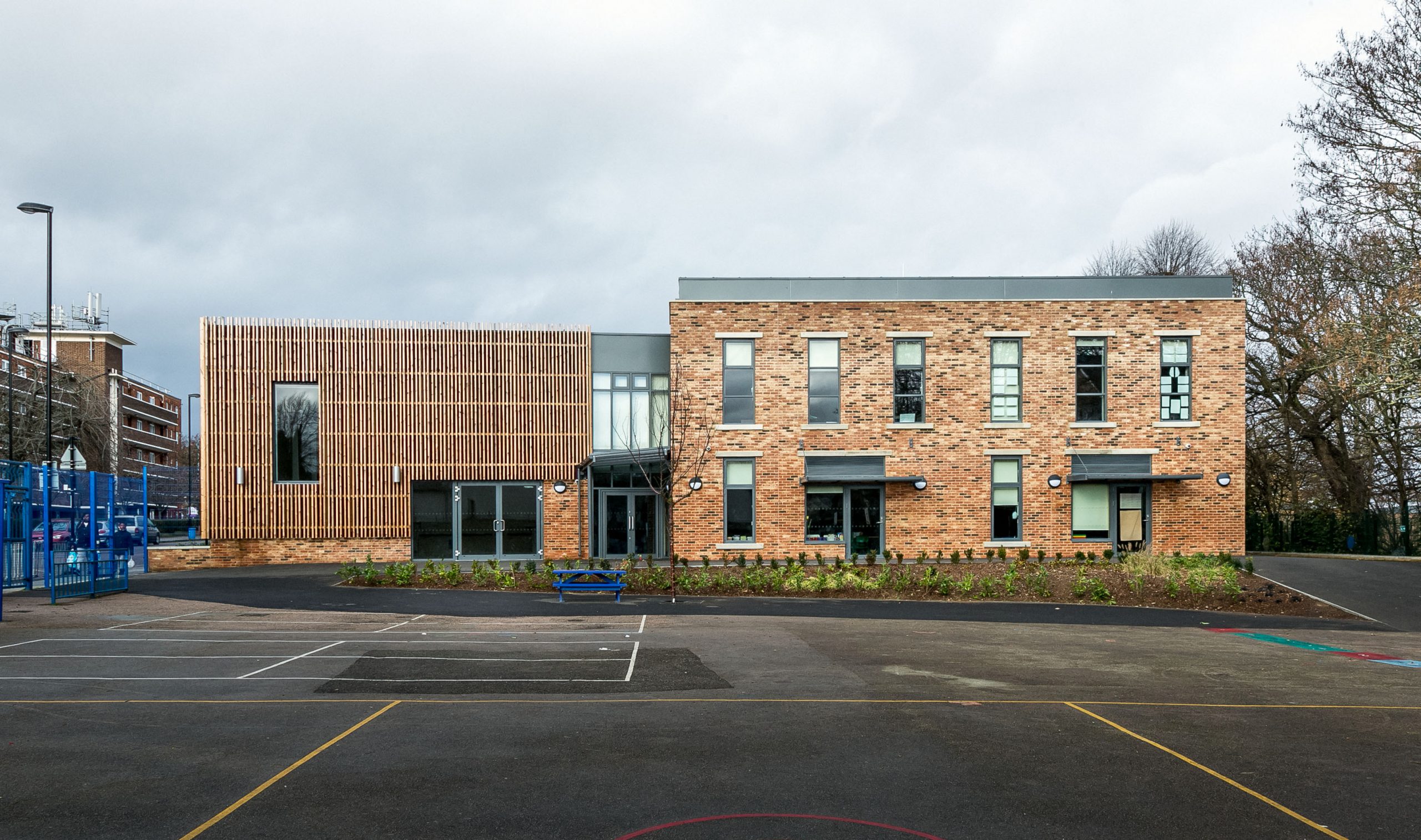 St George’s CE Primary School | CLT, Glulam & Hybrid Structural ...