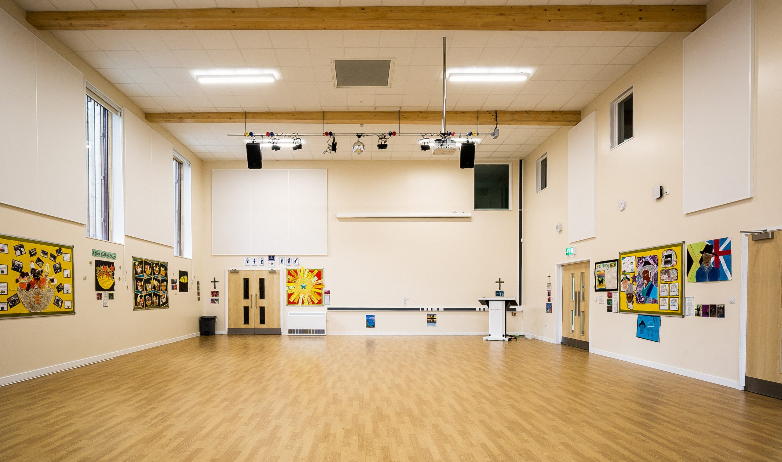 St George’s CE Primary School | CLT, Glulam & Hybrid Structural ...