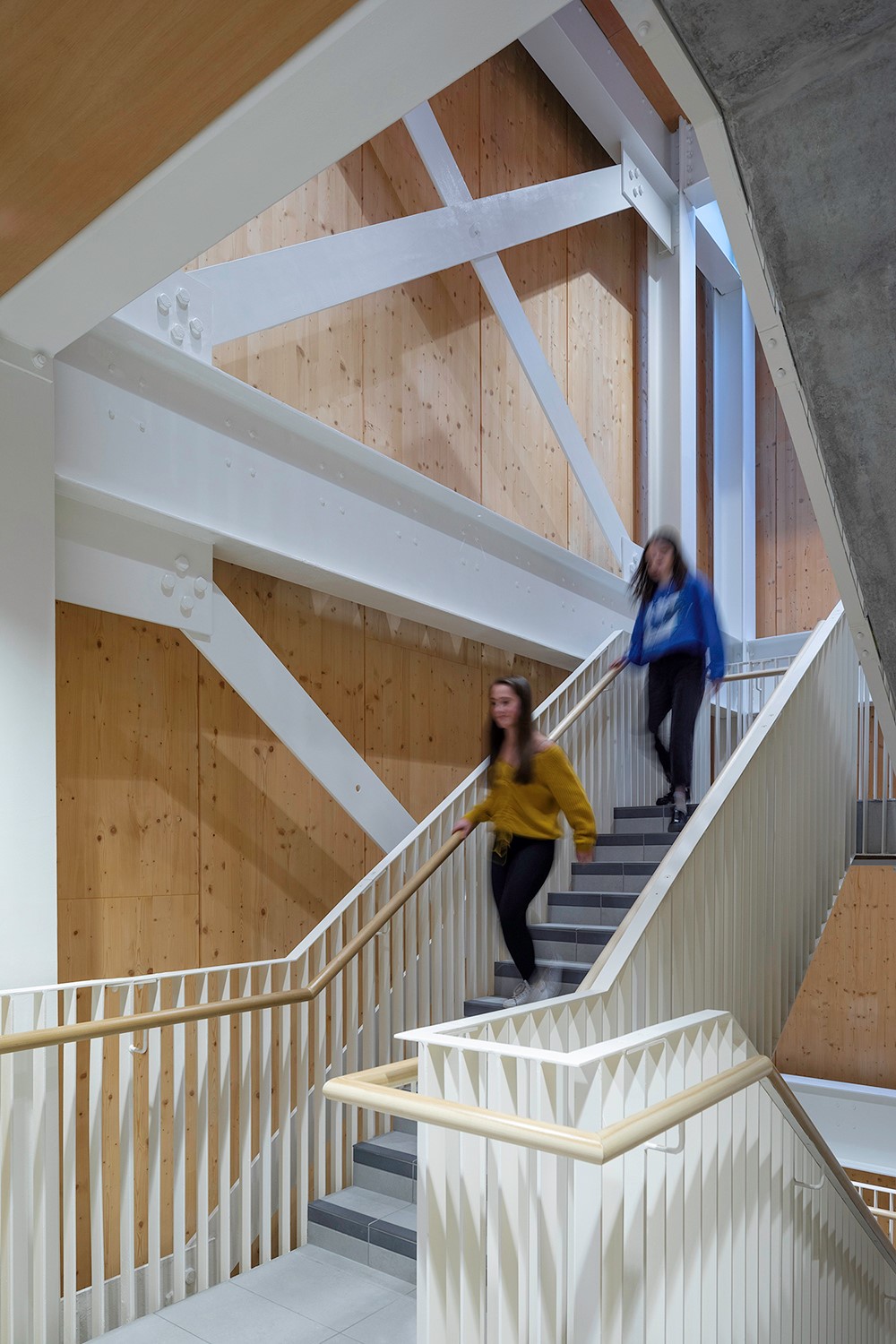 Nottingham University Teaching and Learning Hub | CLT, Glulam & Hybrid ...